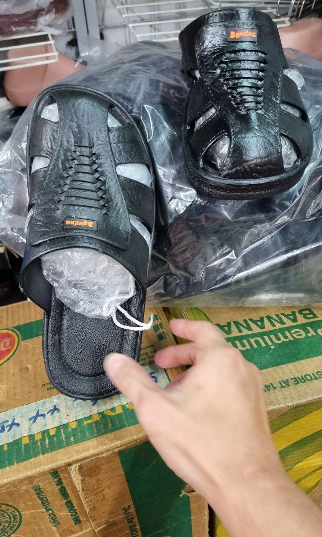 Men Cover Toe Slipper, Men's Fashion, Footwear, Flipflops and Slides on ...