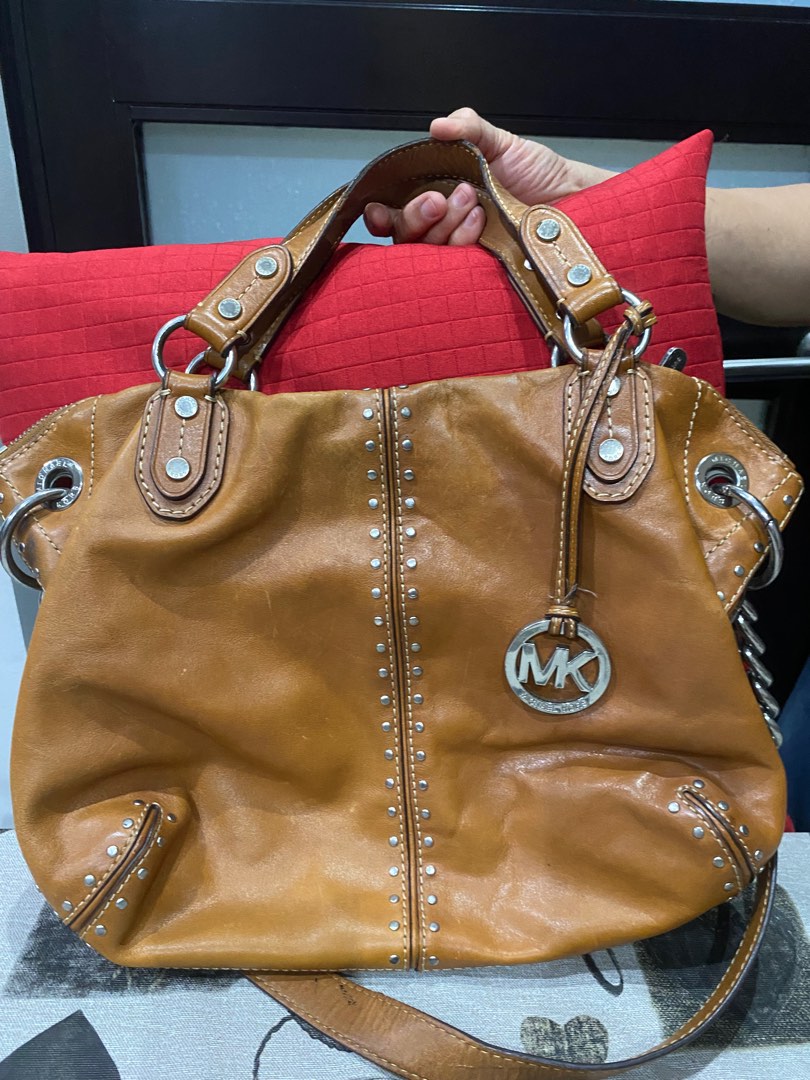 MK Shoulder Bag, 2way, Women's Fashion, Bags & Wallets, Shoulder Bags ...