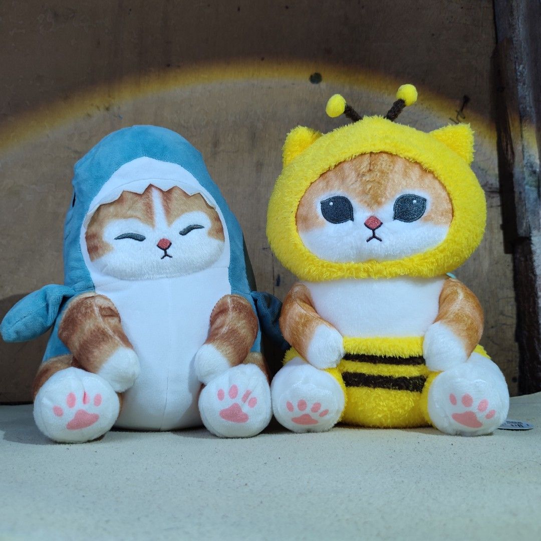 Mofusand Shark and bee bundle, Hobbies & Toys, Toys & Games on Carousell