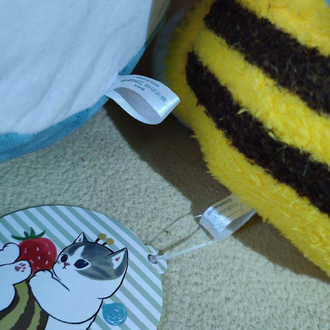 Mofusand Shark and bee bundle, Hobbies & Toys, Toys & Games on Carousell