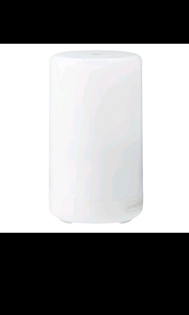 Muji humidifier diffuser with light and changing speed, Furniture ...