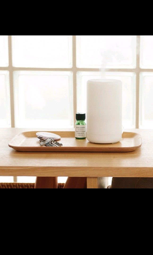 Muji humidifier diffuser with light and changing speed, Furniture ...