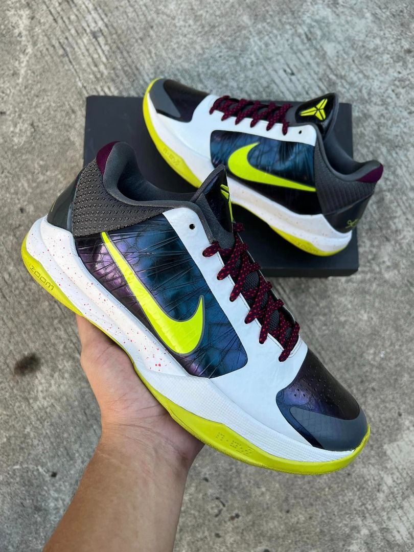 Nike Kobe V Chaos, Men's Fashion, Footwear, Sneakers on Carousell