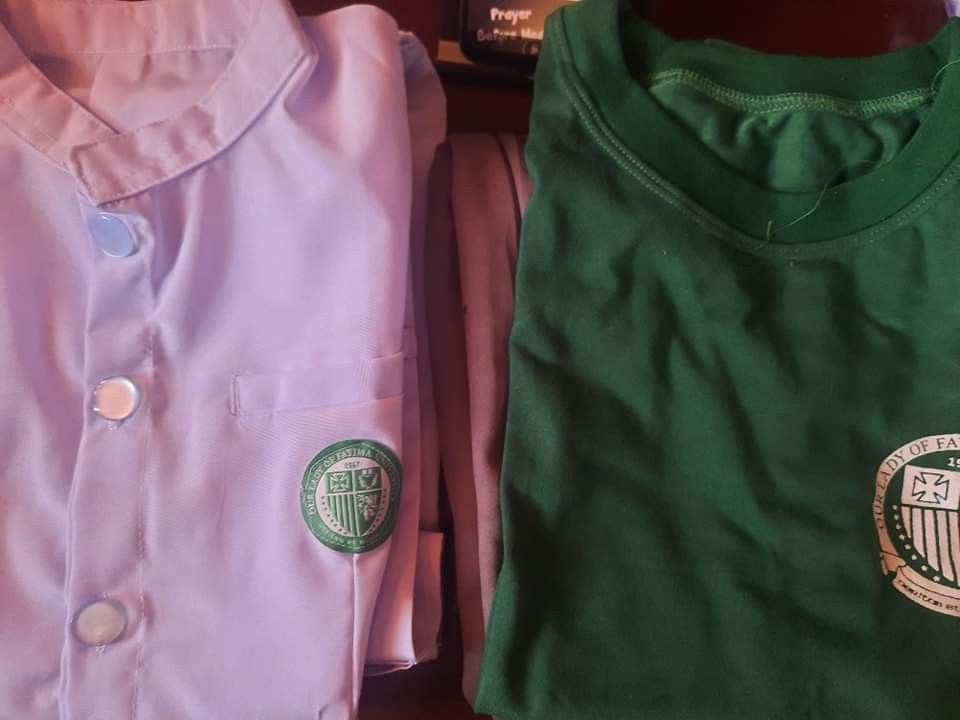 Delivery via lalamove, j&t and lbc OLFU UNIFORM FOR ALL COURSES, Women ...