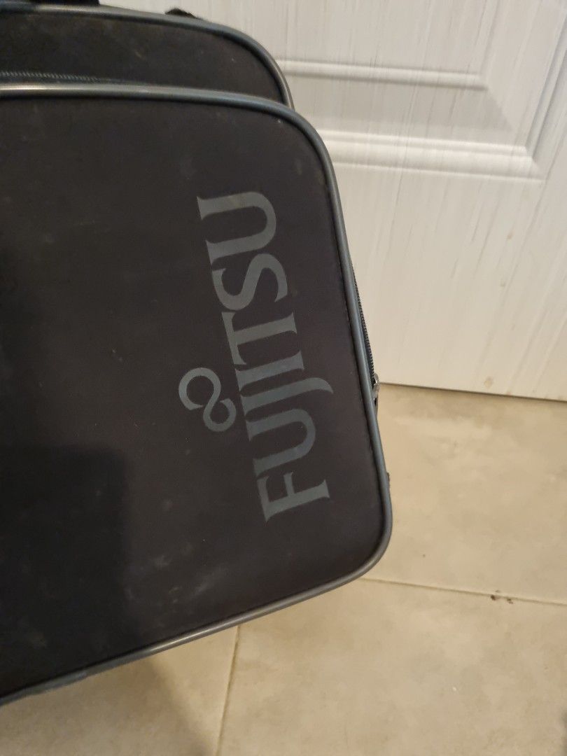 ORIGINAL FUJITSU LAPTOP BAG, Computers & Tech, Parts & Accessories ...