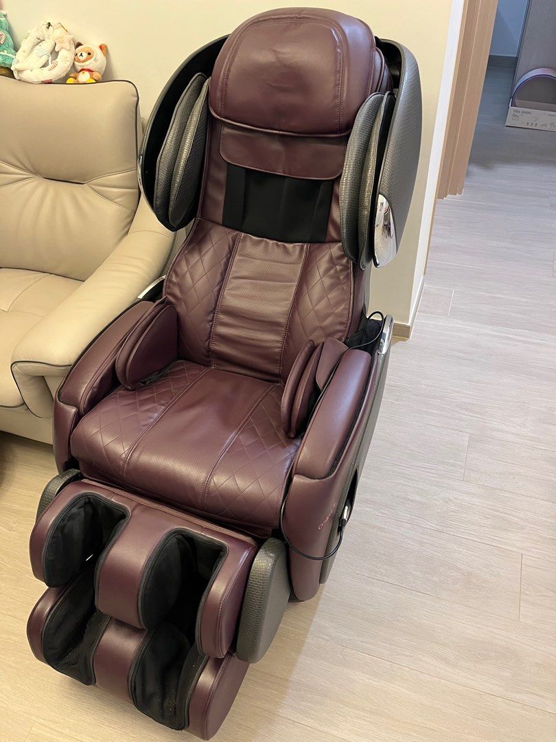 Osim uMagic按摩椅（己壞背部滾輪）, 健康及營養食用品, 按摩紓緩用品 - Carousell