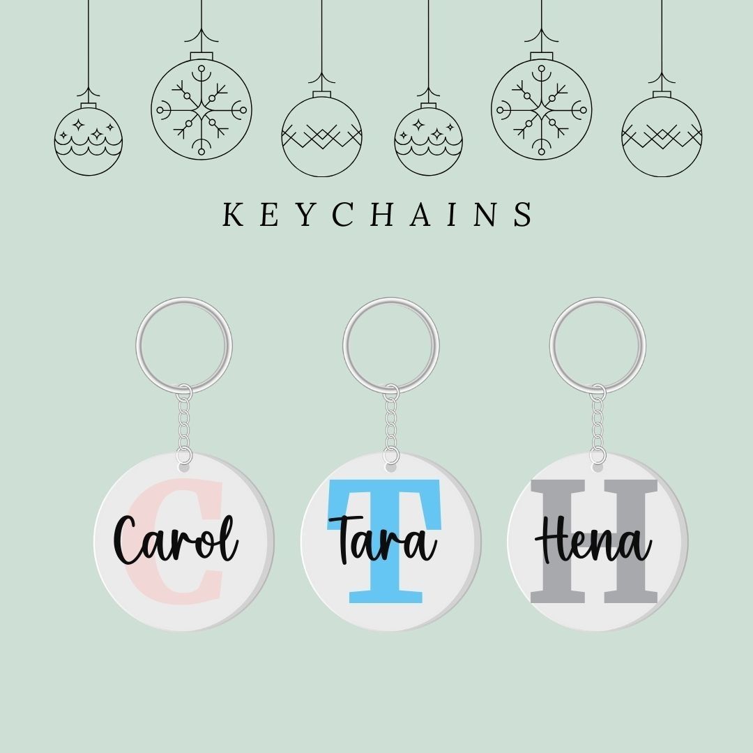 Personalised keychains for gifting | Acrylic disk with name & design of ...