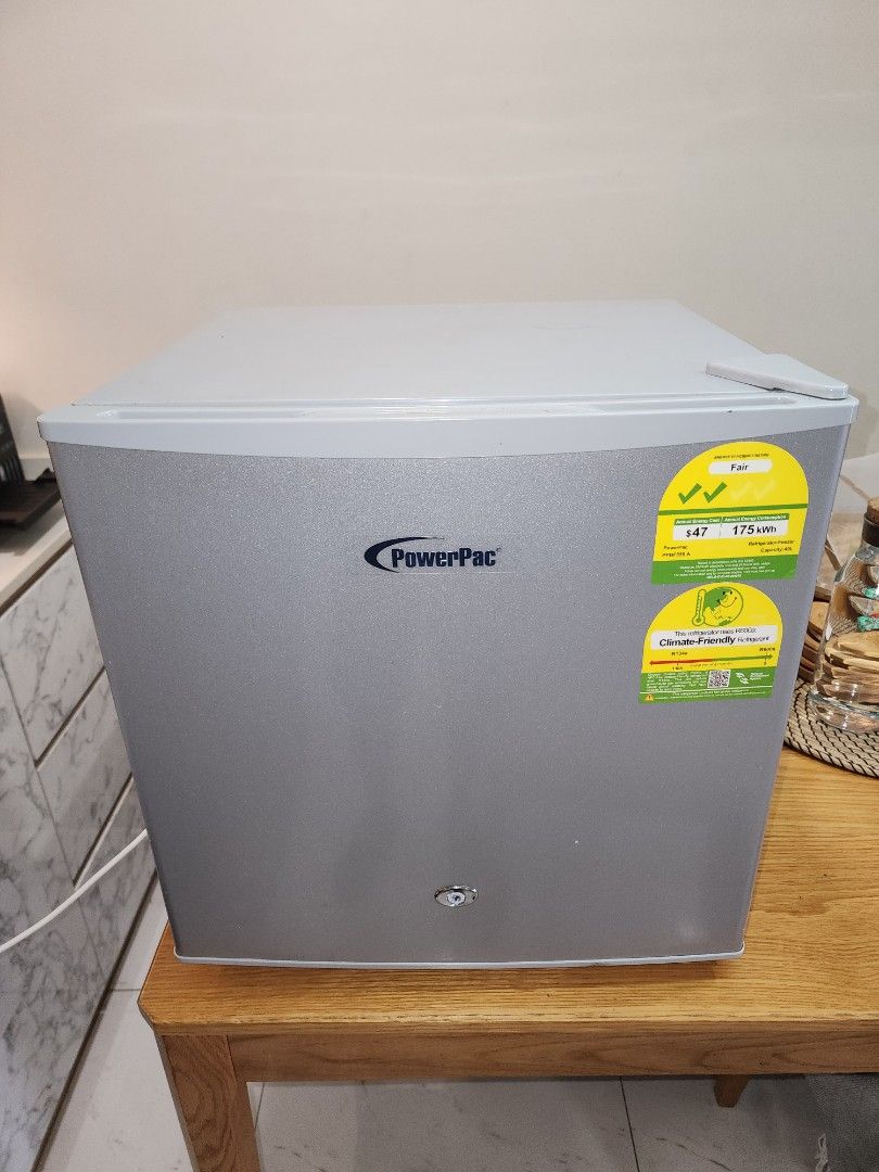 Powerpac mini fridge 50L, TV & Home Appliances, Kitchen Appliances ...