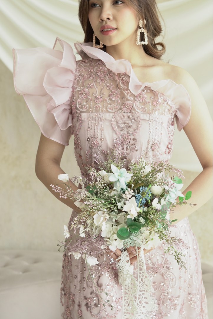 Rent Dress "Lubena Atelier", Fesyen Wanita, Pakaian Wanita, Gaun & Rok ...
