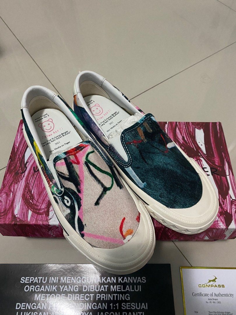 Sepatu Compass Jason Ranti Artwork 5, Fesyen Wanita, Sepatu di Carousell