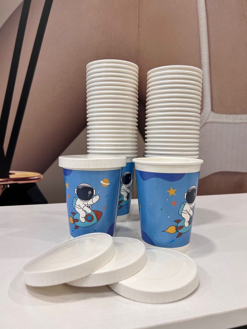 Spaceman Paper Cups with Lids, Furniture & Home Living, Kitchenware ...