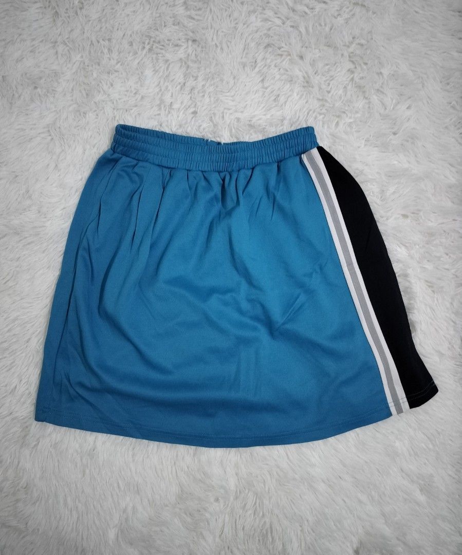 sport palda shorts, Women's Fashion, Bottoms, Skirts on Carousell