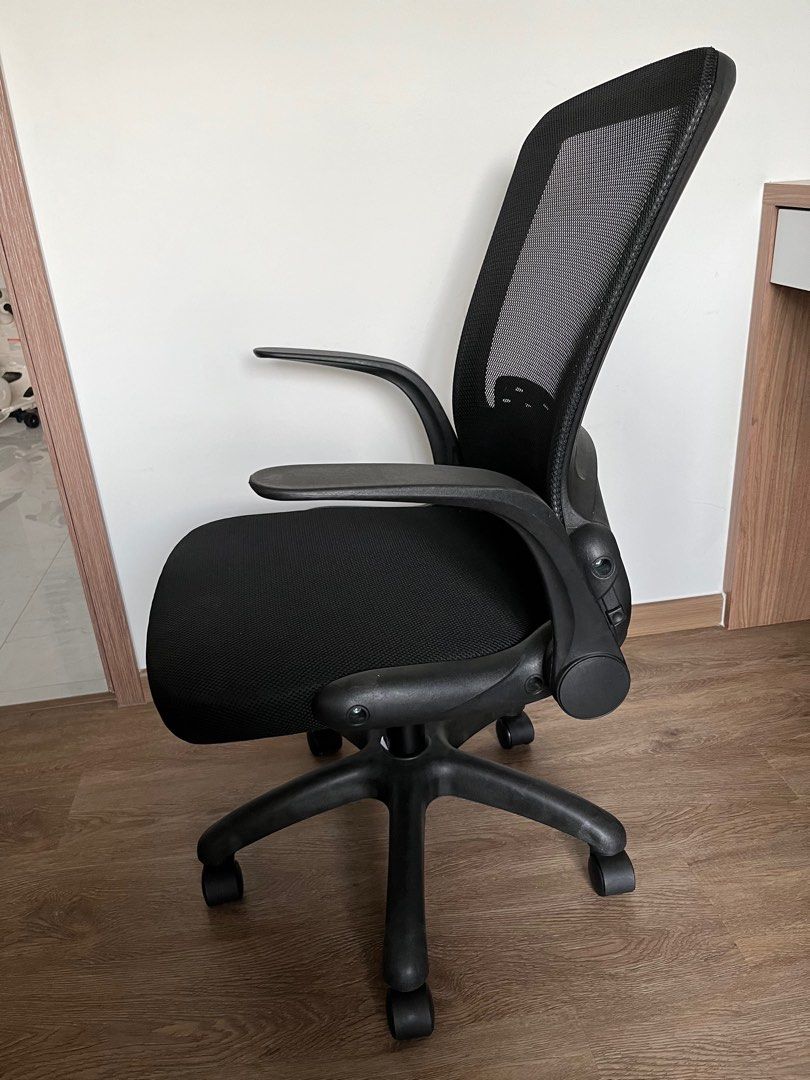 Study/office chair, Furniture & Home Living, Furniture, Chairs on Carousell