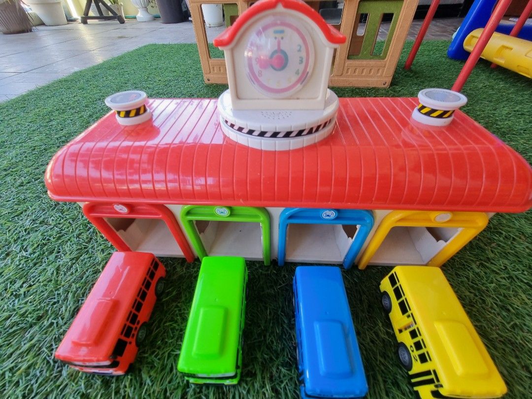 Tayo bus set, Hobbies & Toys, Toys & Games on Carousell