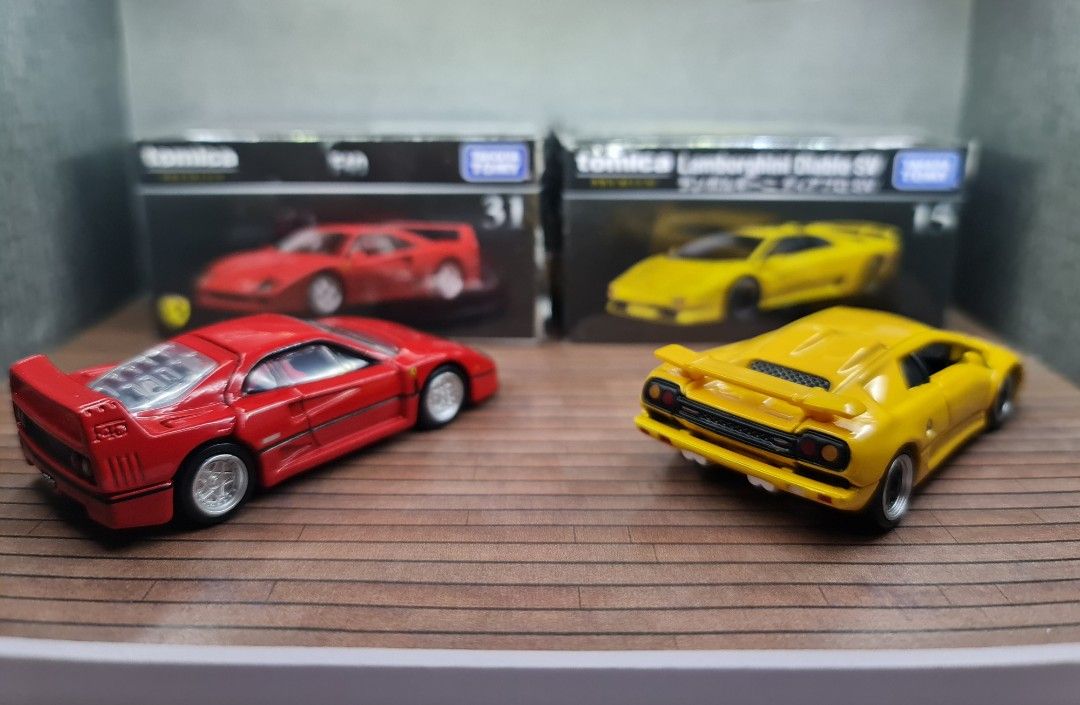 Tomica Premium Ferrari f40 & Lamborghini Diablo SV, Hobbies & Toys ...