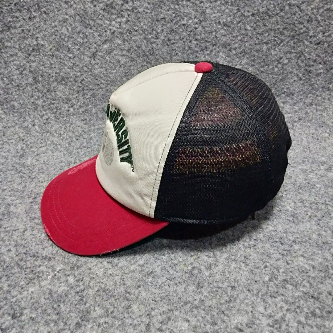 Topi UNIQLO, Fesyen Pria, Aksesoris, Topi di Carousell