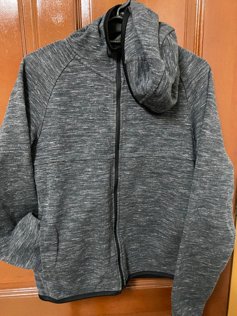 Uniqlo Jacket, Women's Fashion, Coats, Jackets and Outerwear on Carousell