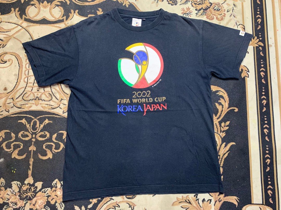 VINTAGE FIFA WORLD CUP tshirt OFFICIAL merch, Men's Fashion, Tops & Sets, Tshirts & Polo Shirts ...