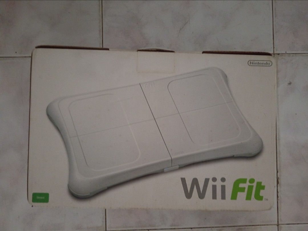 WII Balancing Board w/ keep fit CD $48, Sports Equipment, Exercise ...