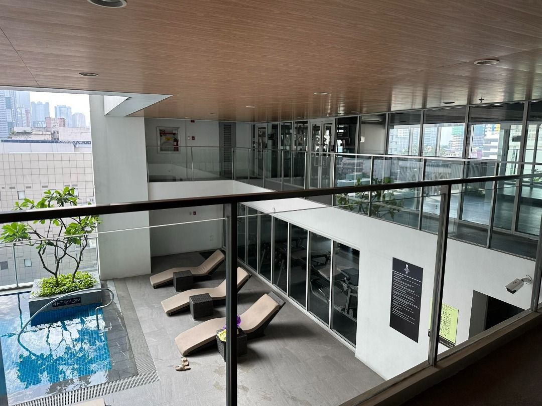 Workspace with access to swimming pool and gym, Property, Rentals ...