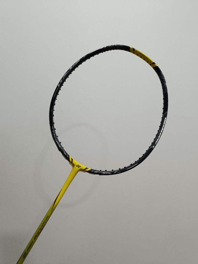 Yonex Nanoflare 1000ZZ, Sports Equipment, Sports & Games, Racket & Ball ...