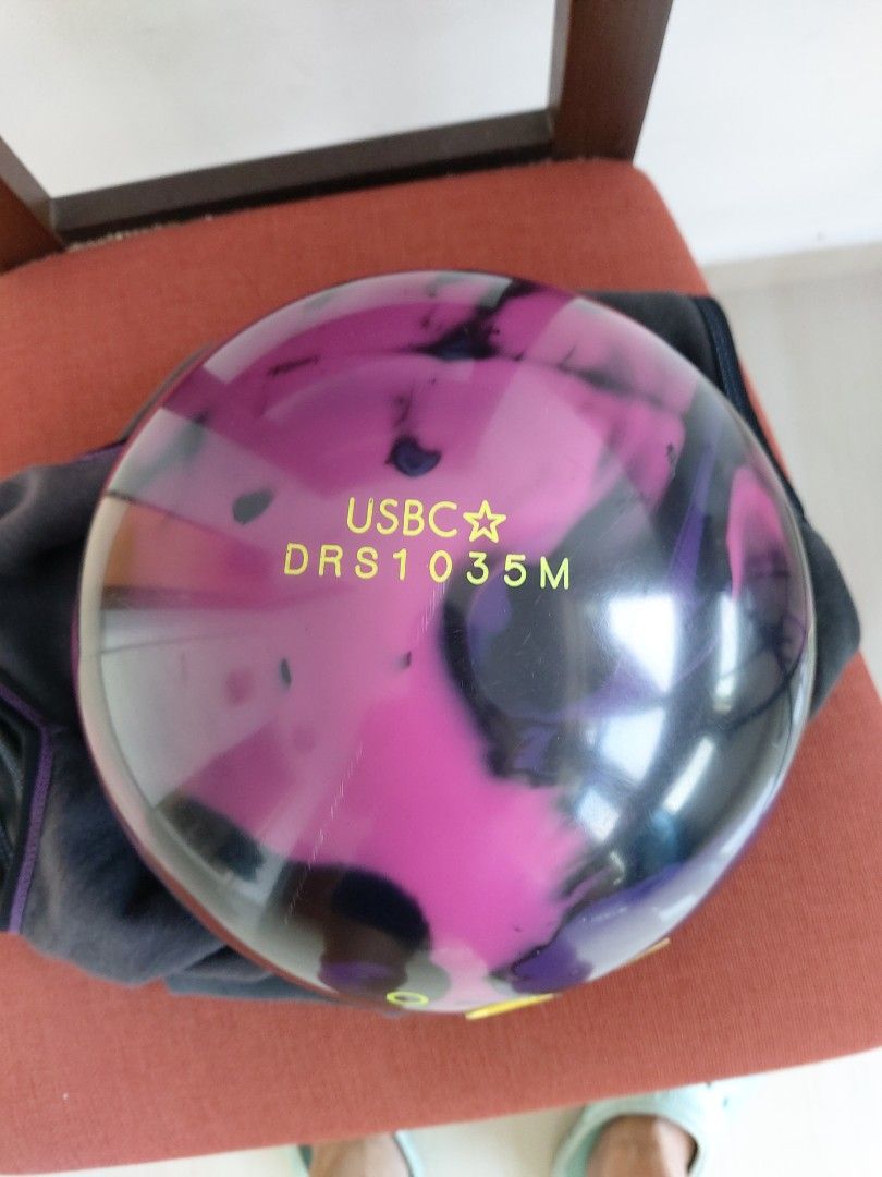 12 lbs DV8 Hellcat xlr8, Sports Equipment, Sports & Games, Billiards ...