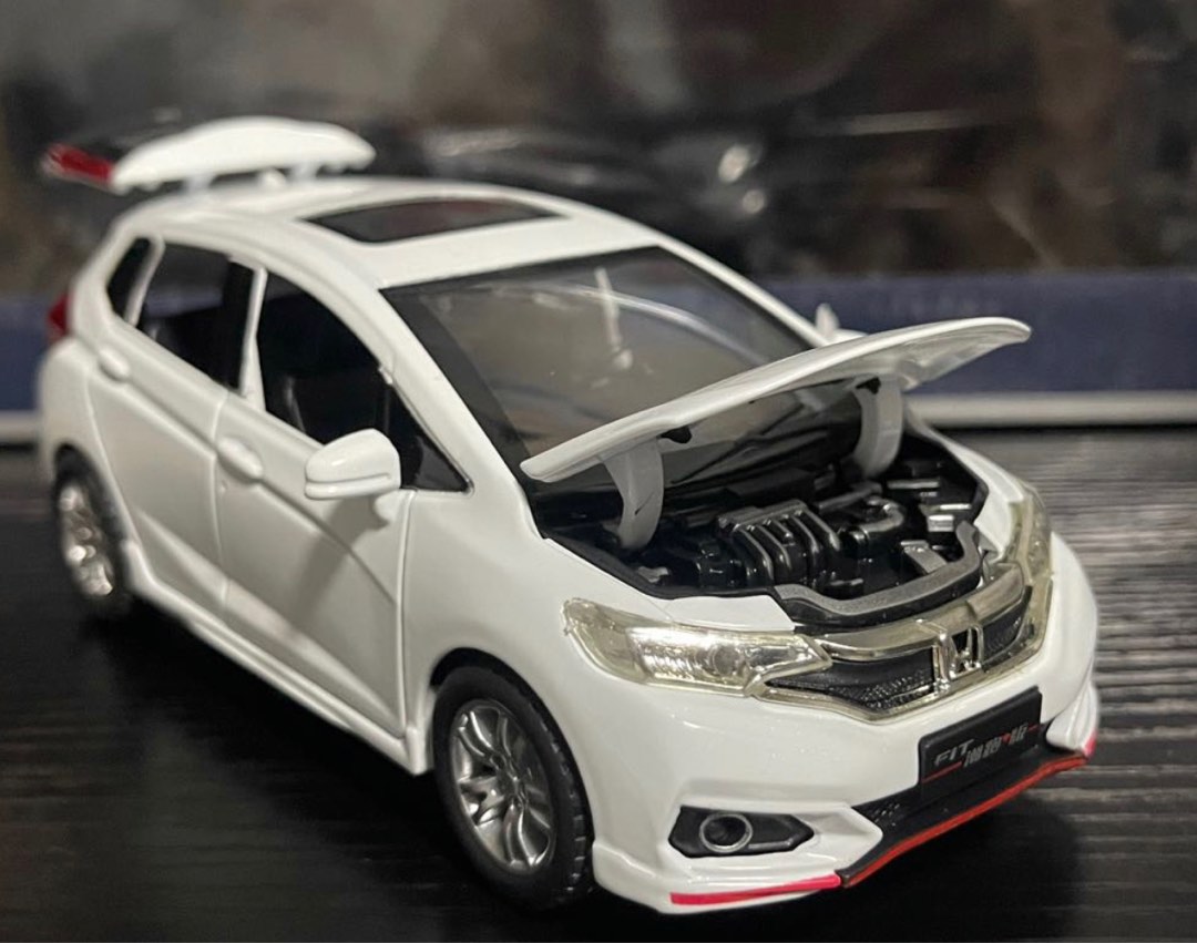 1:32 Honda Fit Jazz GK5 Diecast, Hobbies & Toys, Toys & Games on Carousell