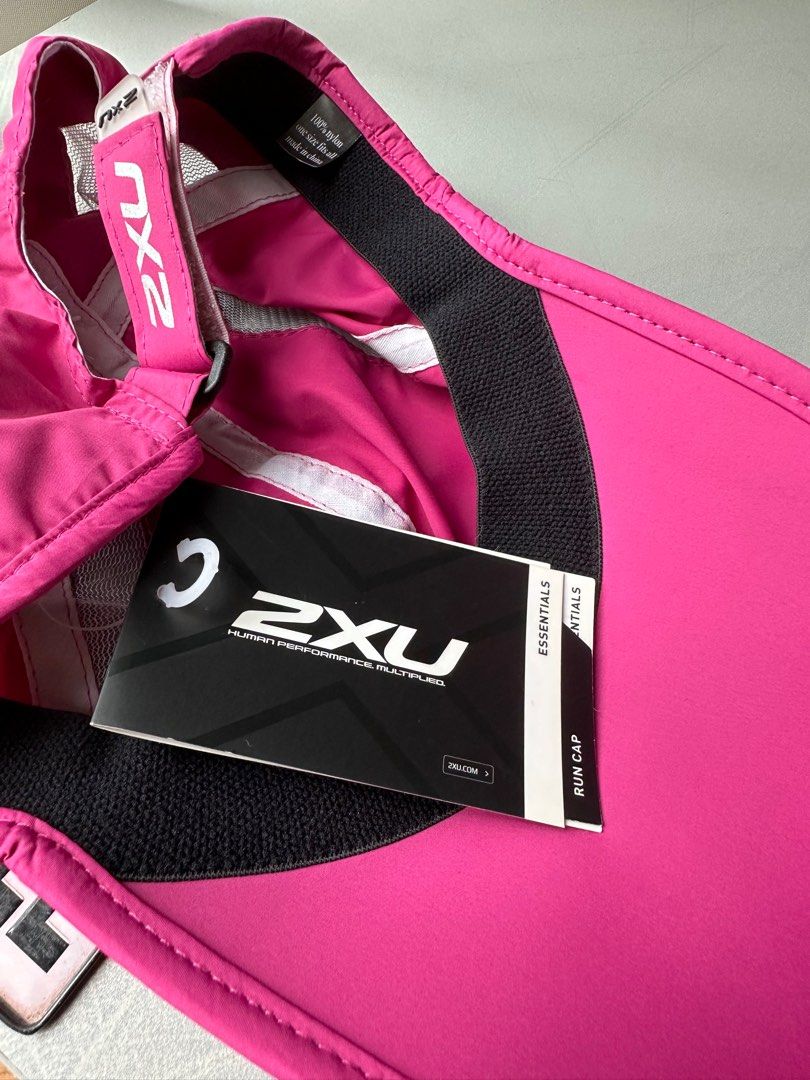 2XU Run Cap in Dusty Pink, Women's Fashion, Activewear on Carousell