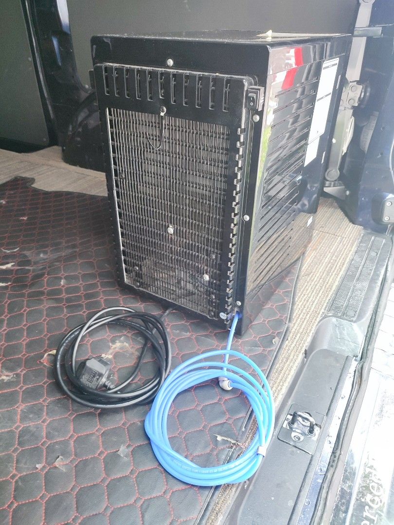 3M HCD2 Table Top Water Dispenser, TV & Home Appliances, Kitchen ...