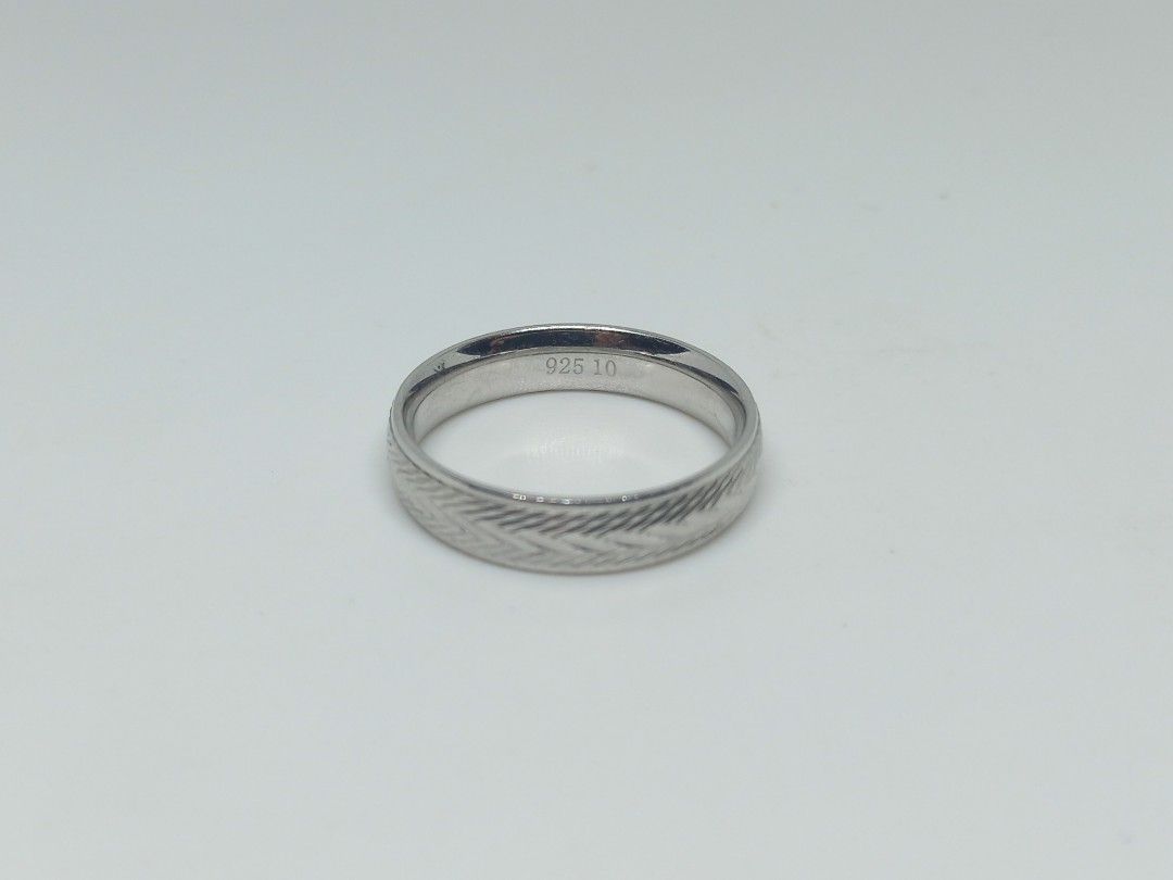 925 Silver Ring Embedded with Design For Men, Men's Fashion, Watches ...