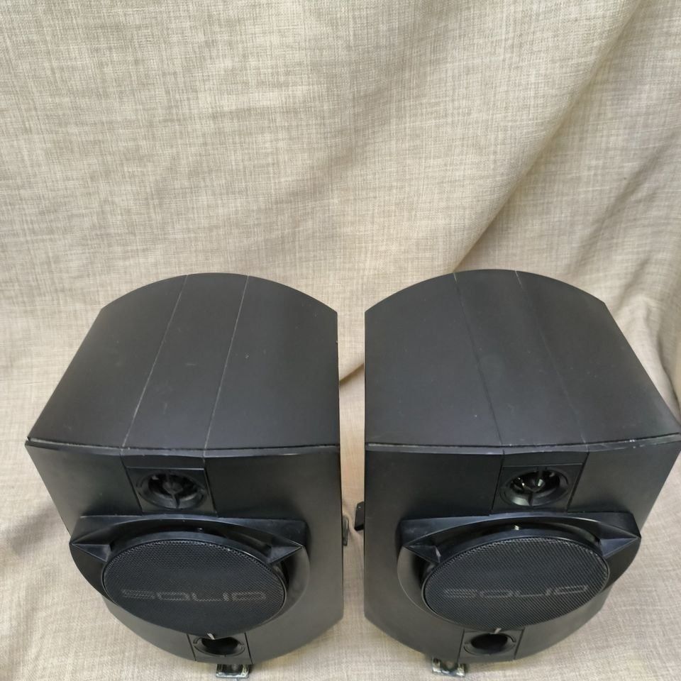 英國 B&W solid speakers, 音響器材, 其他音響配件及設備 - Carousell