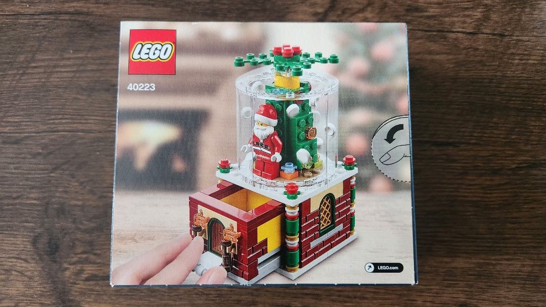 全新 New LEGO 40223 Christmas Limted Edition, 興趣及遊戲, 旅行, 旅遊 - 旅行必需品及用品 ...