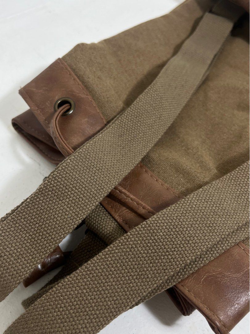 Australia BackPack, Women's Fashion, Bags & Wallets, Backpacks on Carousell