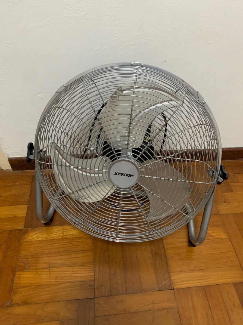 Big Typhoon Fan (5speed), Furniture & Home Living, Lighting & Fans ...