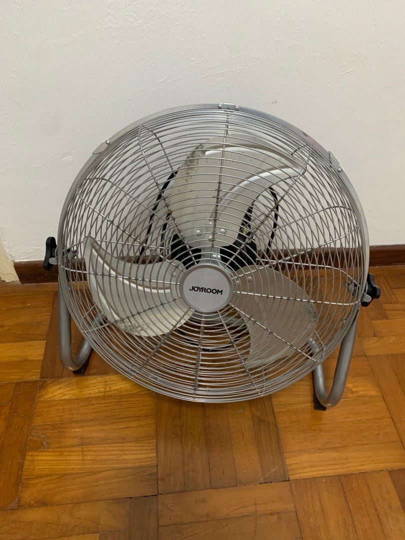 Big Typhoon Fan (5speed), Furniture & Home Living, Lighting & Fans ...