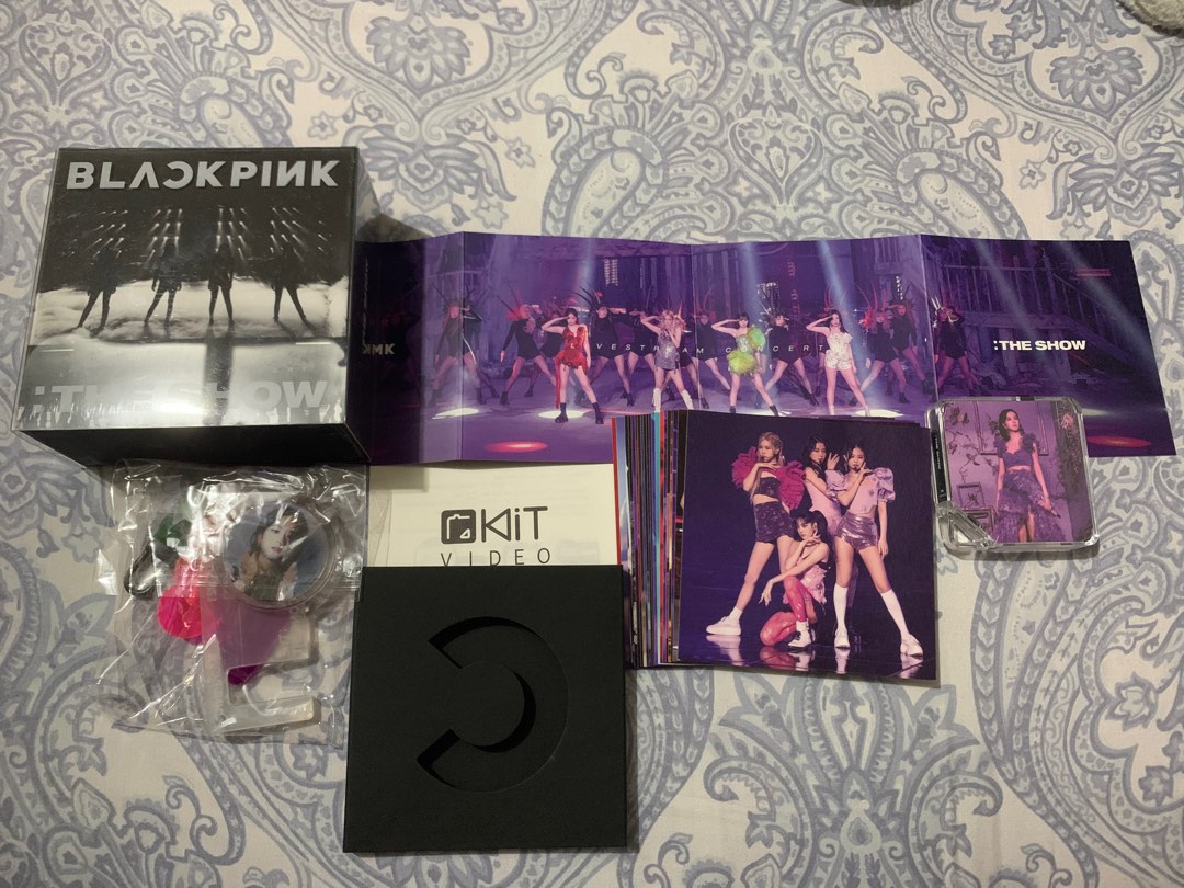 BLACKPINK The Show Kit, Hobbies & Toys, Memorabilia & Collectibles, K ...