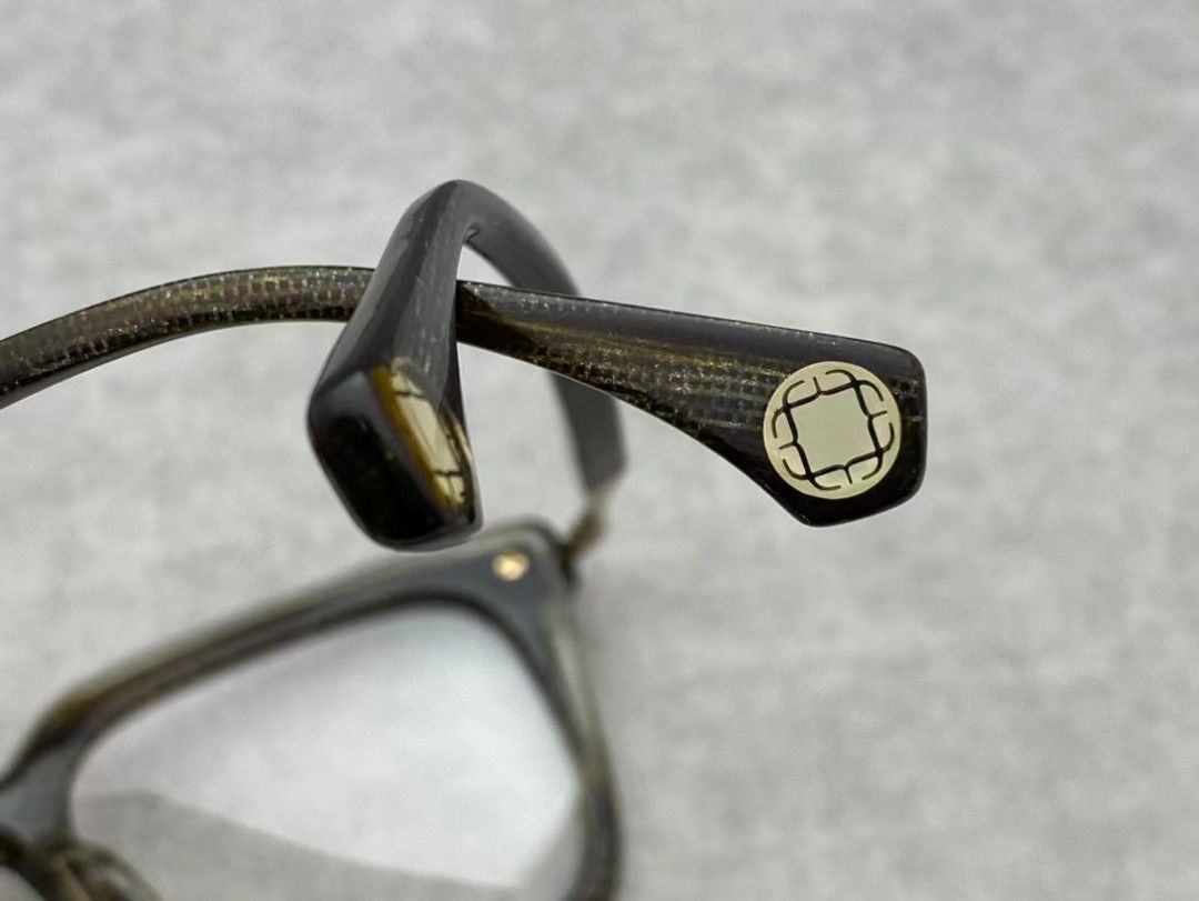 Blake kuwahara dobson, Men's Fashion, Watches & Accessories, Sunglasses ...