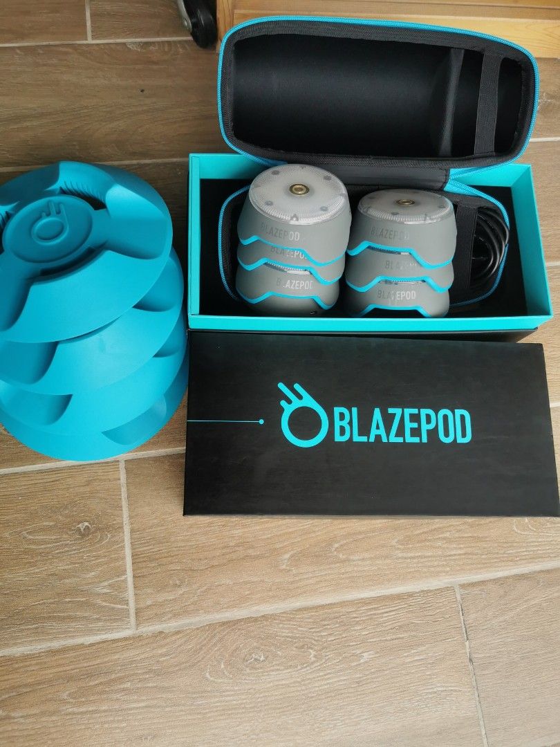 Blazepod 6 pods package, Sports Equipment, Other Sports Equipment and ...
