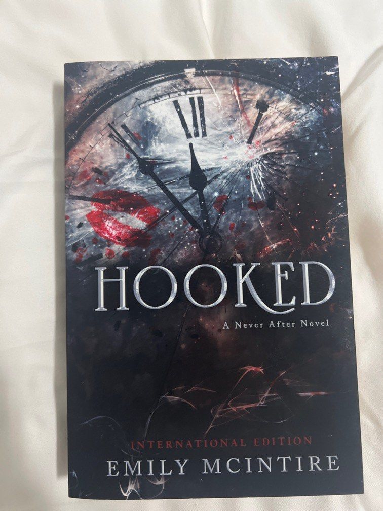 booktok fiction books! shatter me things we never got over lucy score ...