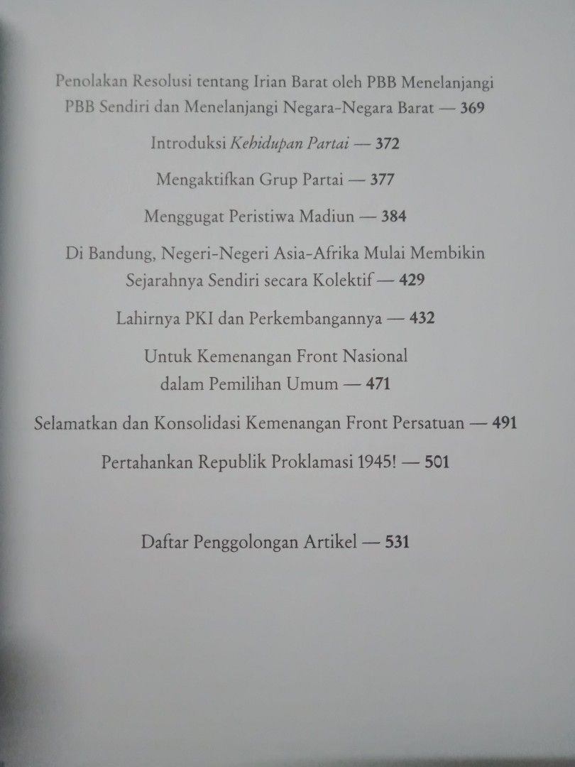 Buku: Jalan ke Demokrasi Rakyat bagi Indonesia. Pilihan Tulisan I (1951-1955), Hobbies & Toys ...