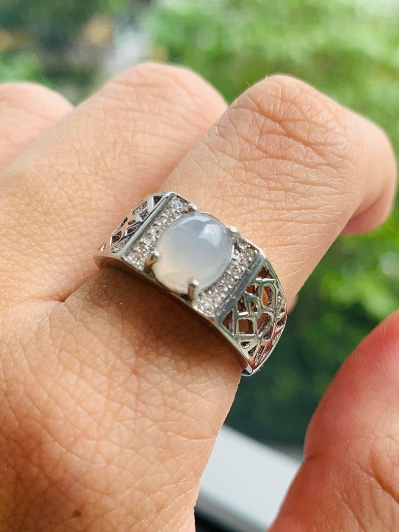 Burma Natural (type A) white jade, Women's Fashion, Jewelry & Organisers, Rings on Carousell