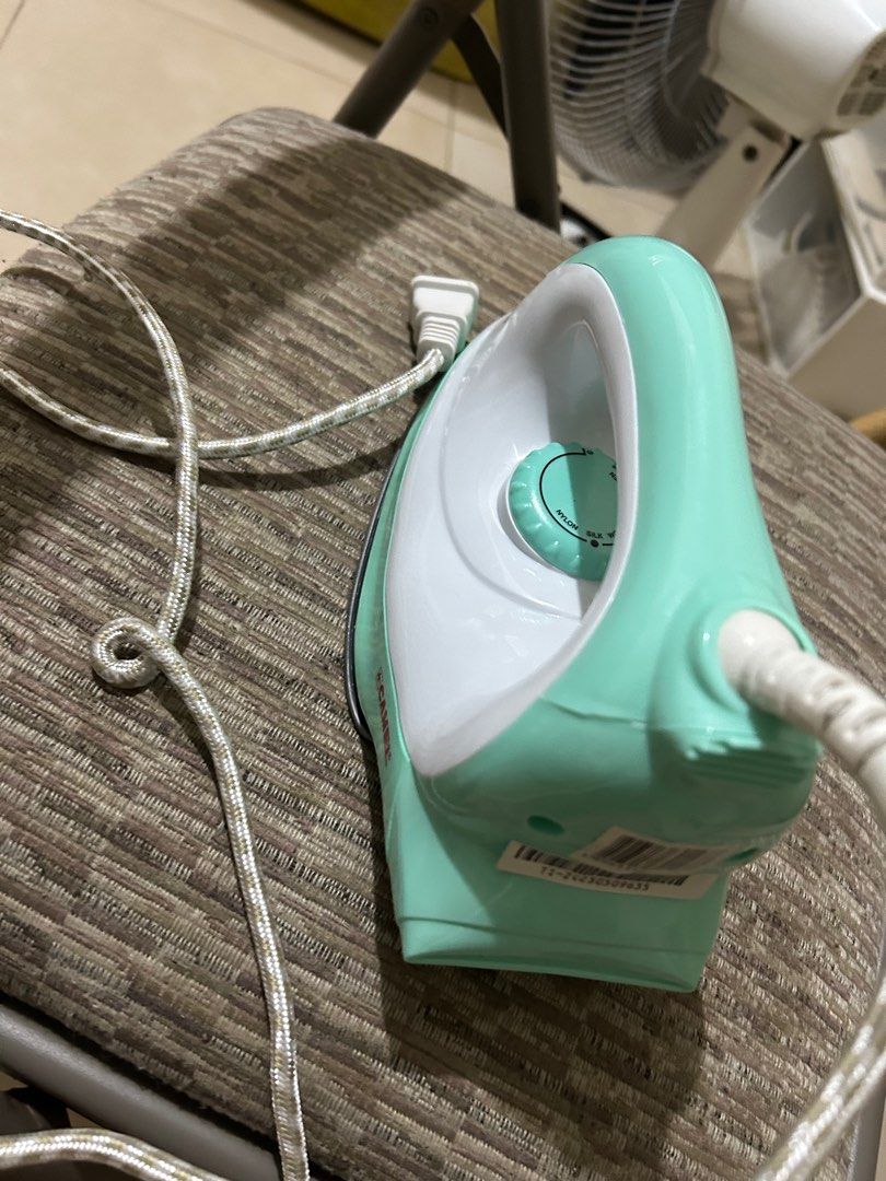 Camel Flat Iron, TV & Home Appliances, Irons & Steamers on Carousell