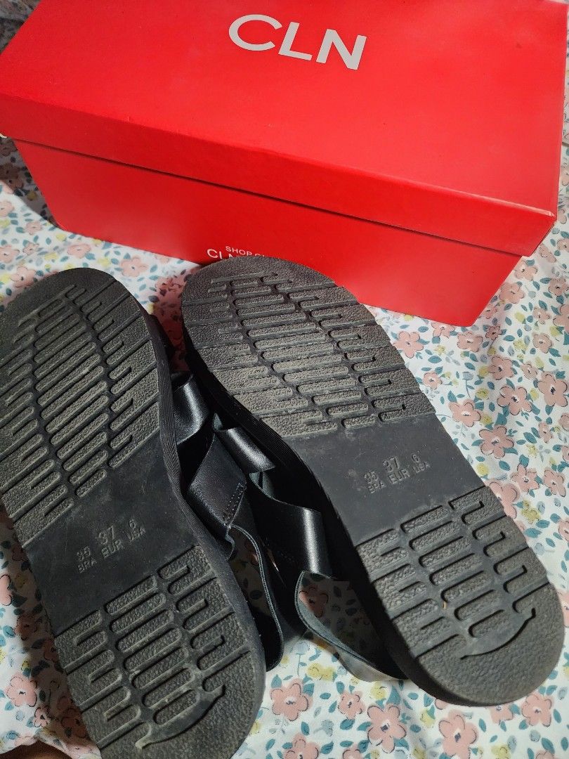 CLN 22G-REEVE Black sandals, Women's Fashion, Footwear, Sandals on Carousell