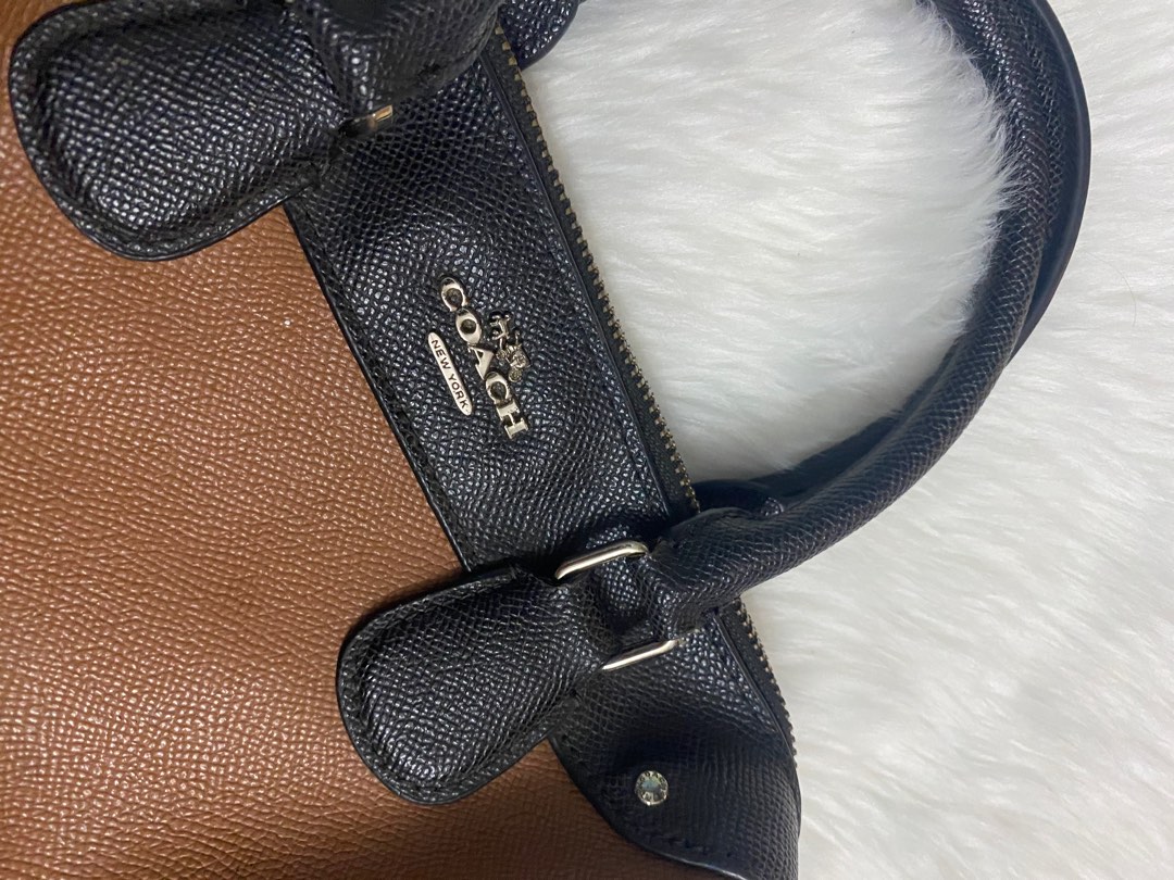 coach handbag, Women's Fashion, Bags & Wallets, Purses & Pouches on ...