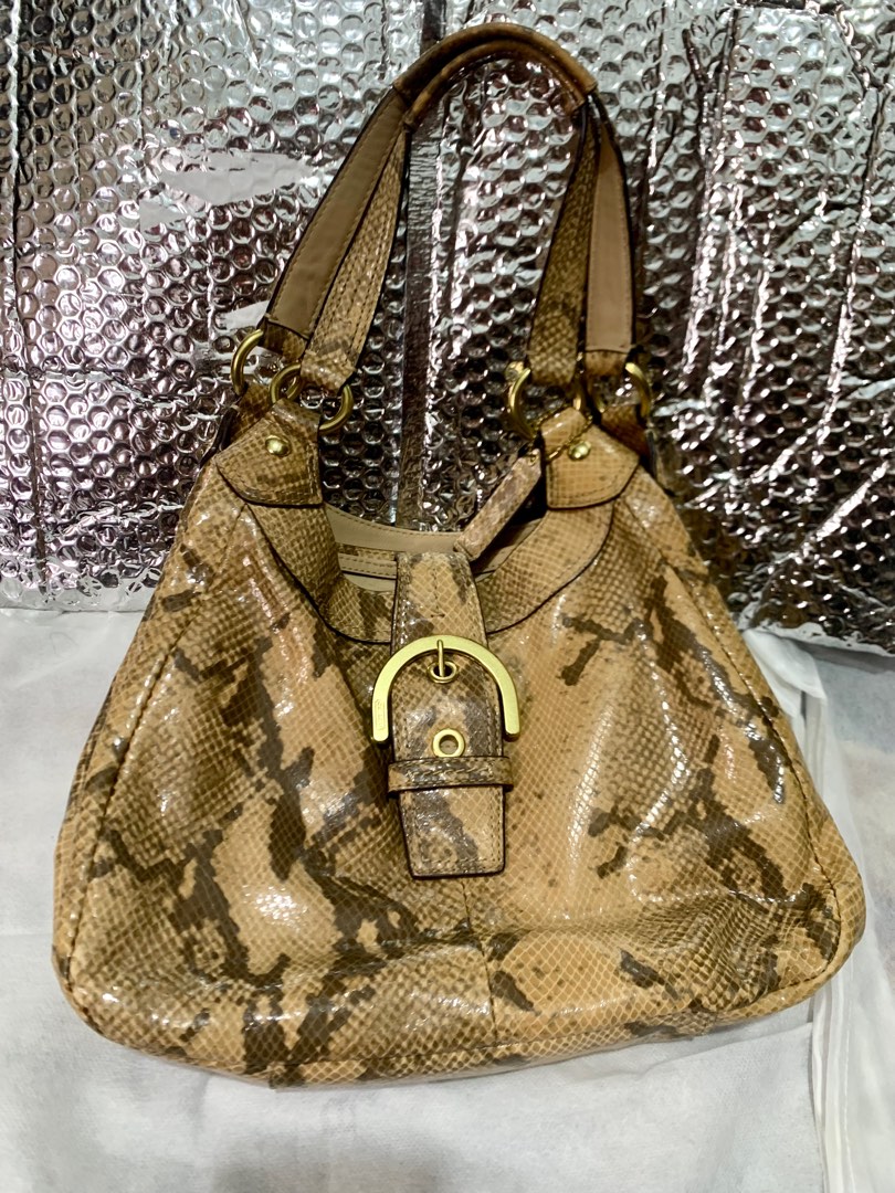Coach Soho Lynn Python Skin Bag Original, Barang Mewah, Tas & Dompet di ...