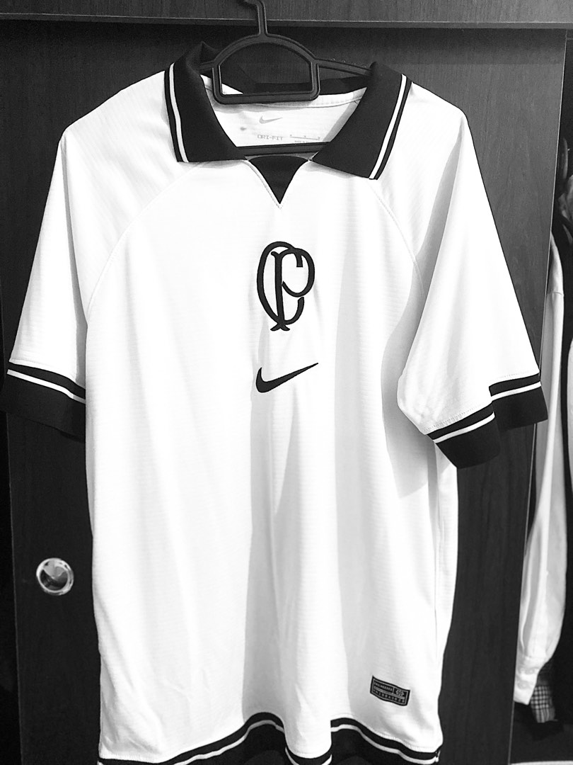 Corinthians 4th fan issue kit, Men's Fashion, Activewear on Carousell