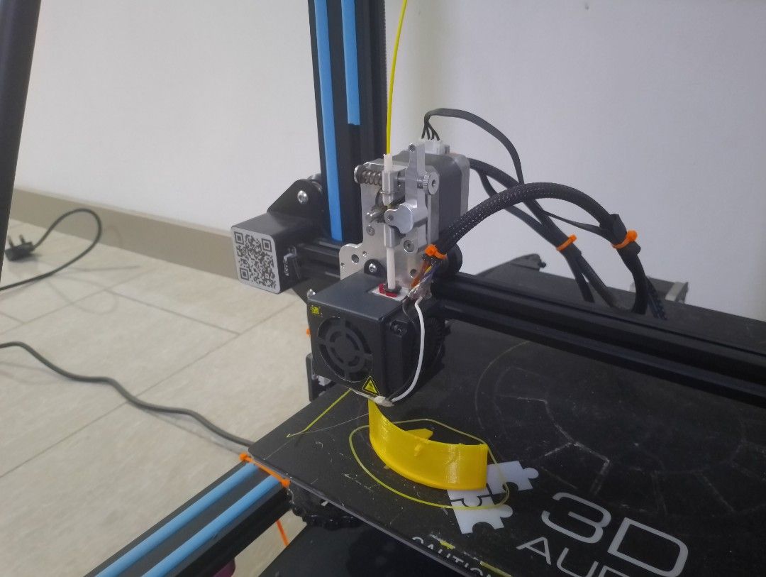 Creality CR 10 with Add-on Direct Drive and stabilizer beamp, Computers ...