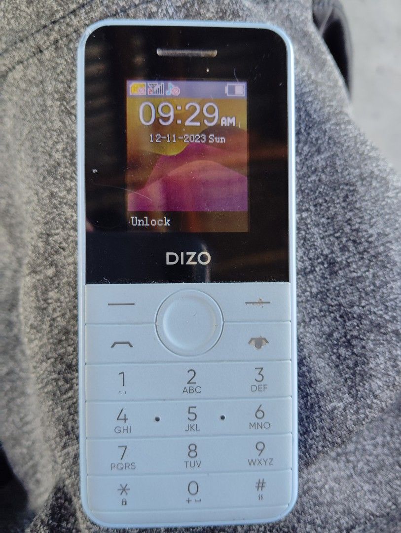 Dizo Keypad phone / Basic Phone, Mobile Phones & Gadgets, Mobile Phones ...