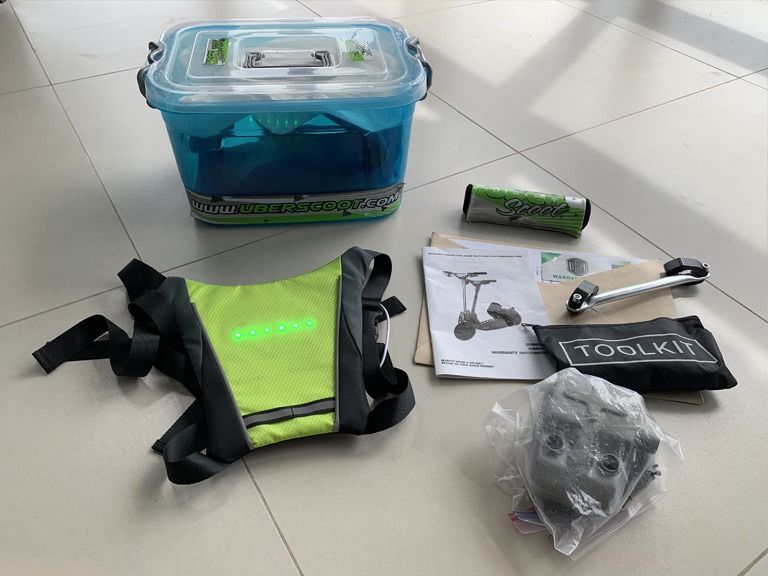 Evo Uber Gas Scooter 71cc, Sports Equipment, Sports & Games, Skates ...