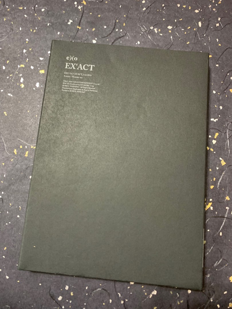 EXO - EX'ACT, 興趣及遊戲, 收藏品及紀念品, 明星周邊 - Carousell